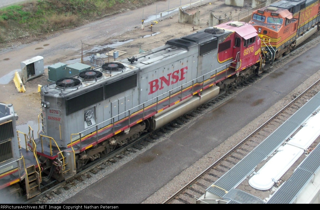 BNSF 8276